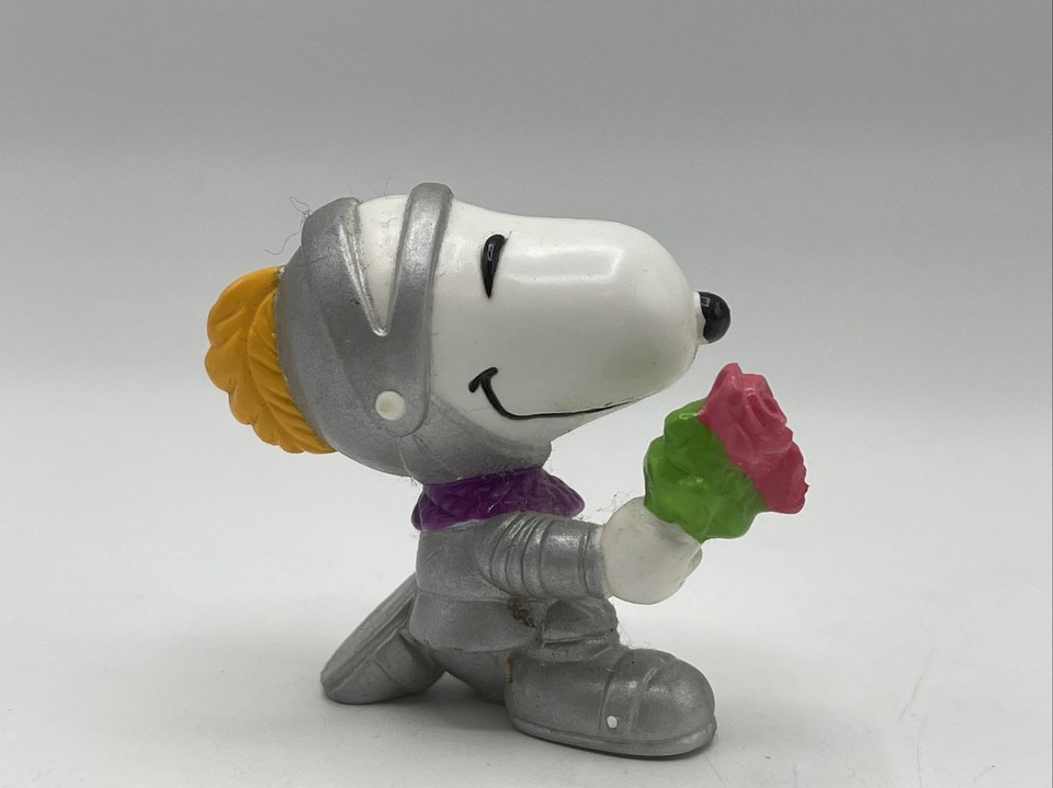 Vintage Snoopy Knight in Shining Armor Valentine PVC Figurine | eBay