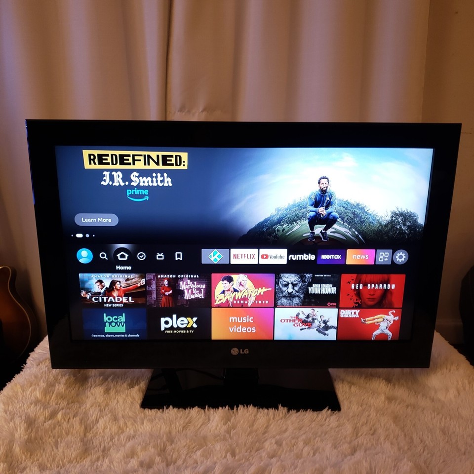 LG LCD 32” Screen TV Television Model 32CS560 Flatscreen HD | eBay