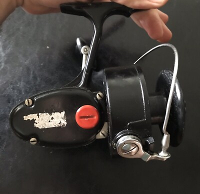 Spinning Reels - Vintage Garcia Mitchell 302 Saltwater