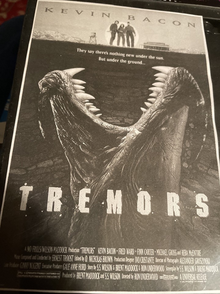 Tremors 1 & 2 (DVD, 1998, Collector's Edition) Double Feature Cover Is ...