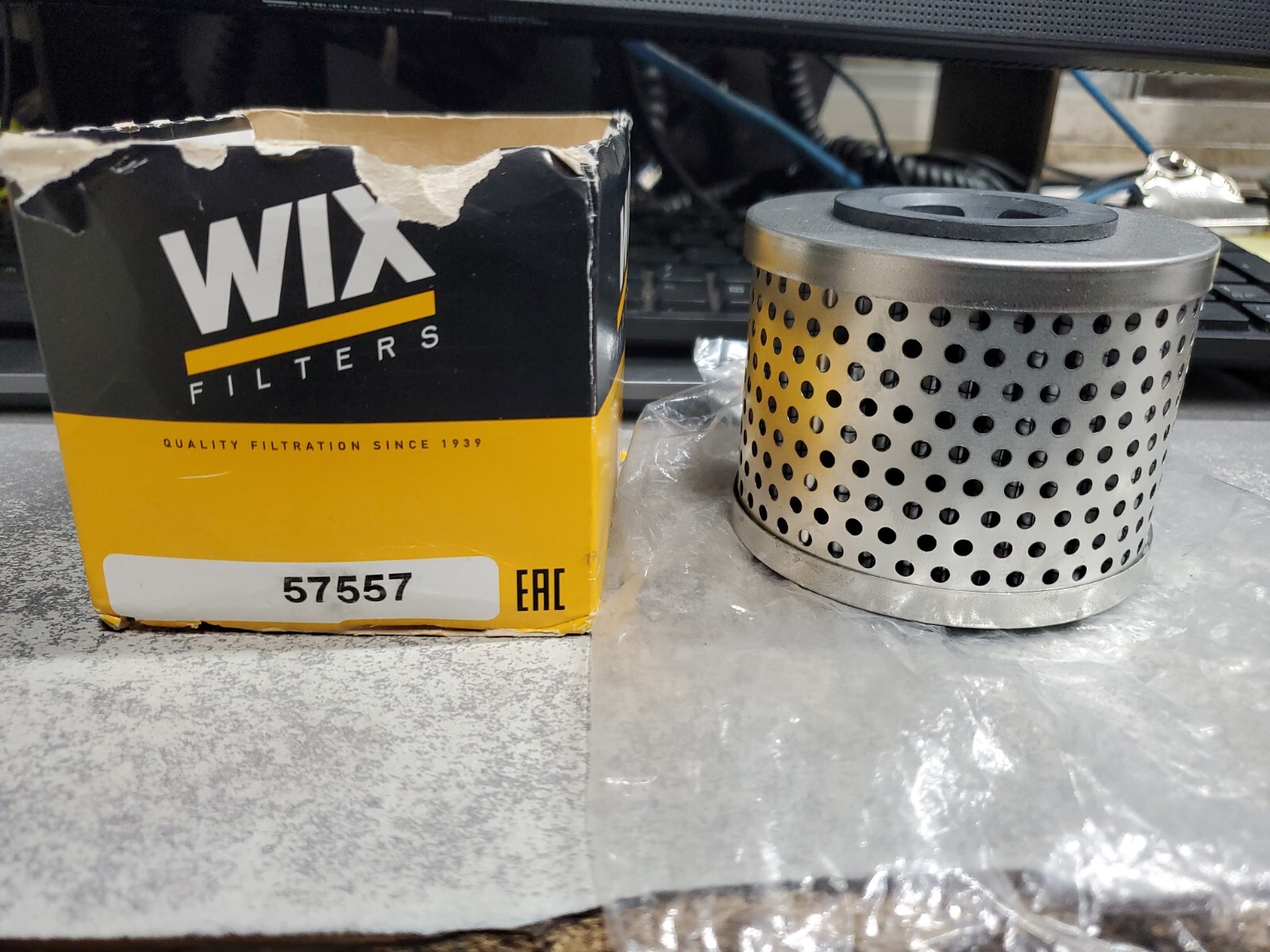 Wix 57557 - cross reference oil filters | oilfilter-crossreference.com