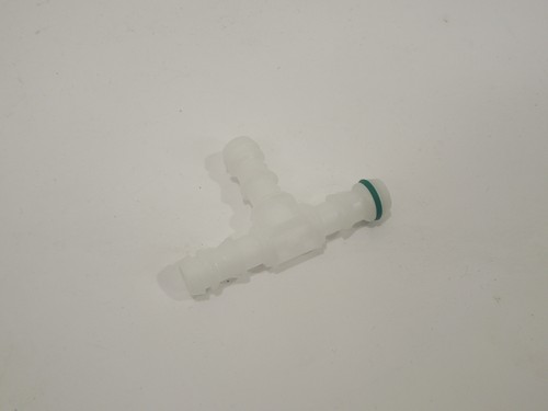 Audi A6 Allroad 4F C6 Headlight Washer Pipe T Piece New Genuine ...