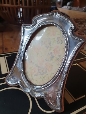 Picture Frames - Pie Crust Frame