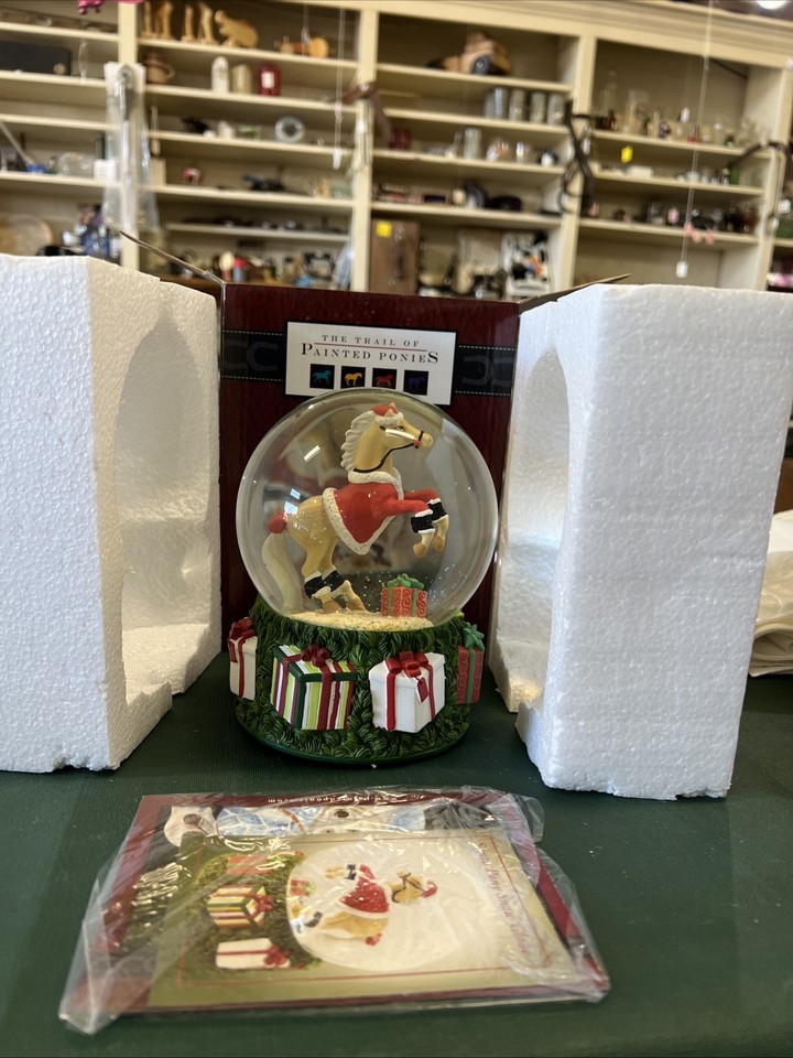 Trail of Painted Ponies SANTA PONY Snow Globe Music Box "12 Days of ...