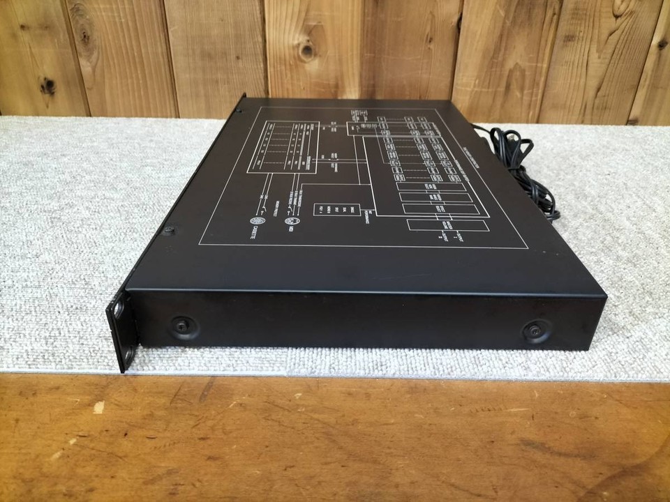 YAMAHA TX81Z FM 1U Rack Mount Synthesizer Tone Generator Sound Module ...