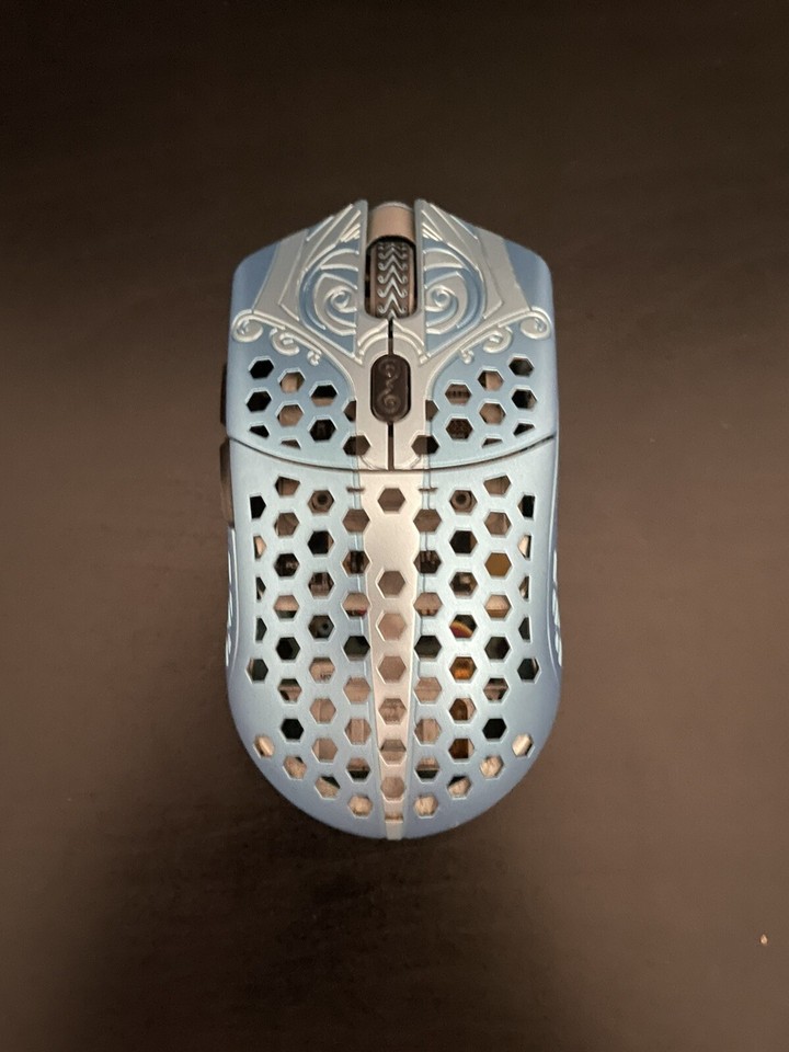 Finalmouse Starlight-12 Poseidon Wireless Mouse - 2071MPS23N0117 ...