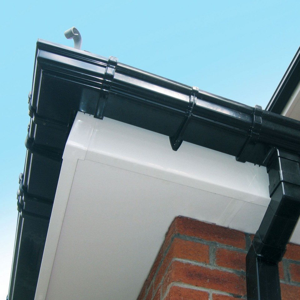 uPVC Vented Soffit Board Roofline Eaves 10mm Air Gap Slot Plastic PVC ...