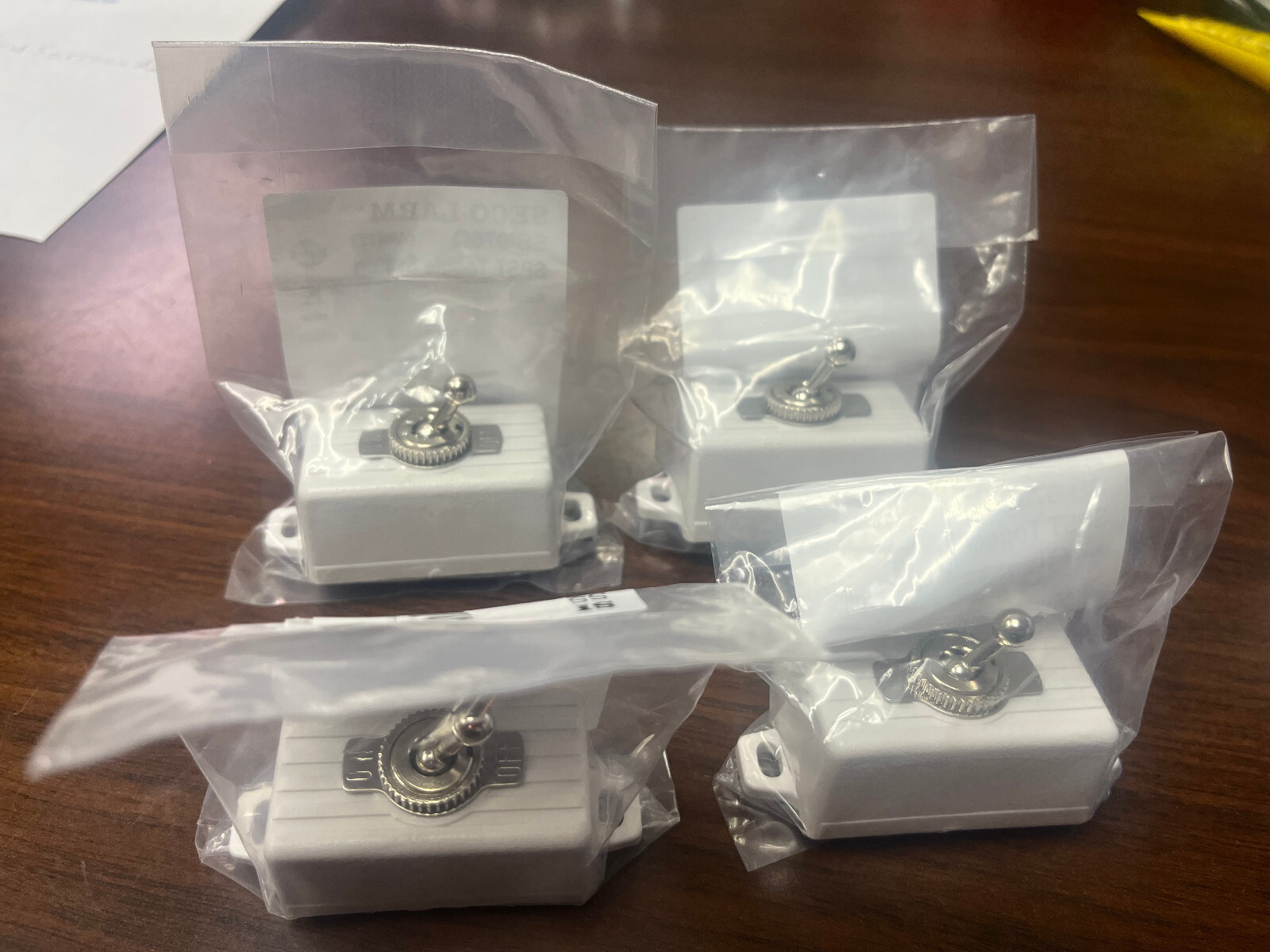 1 lot of 4 Seco-Larm SS-076Q/SW ENFORCER SPST Toggle Switch, Inplastic ...