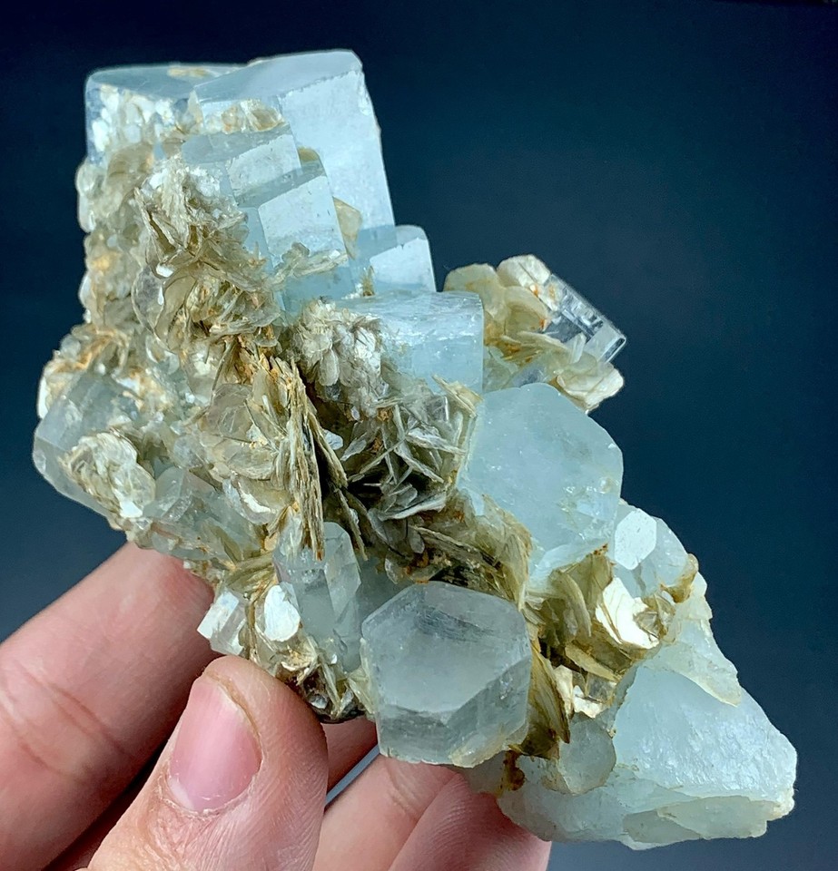 789 Carat Beautiful Aquamarine Bunch Crystal Specimen From Pakistan | eBay