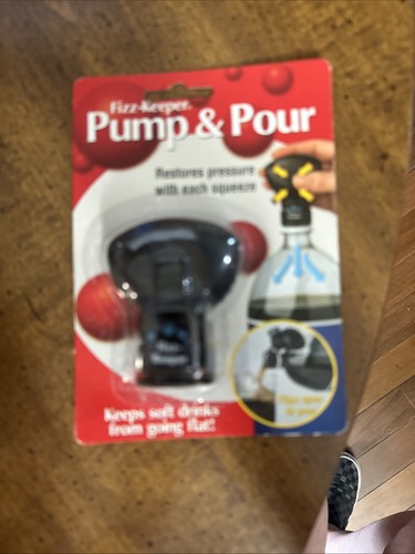 Vintage 2000 Y2K Pump & Pour Fizz Keeper for Carbonated Soft Drinks ...