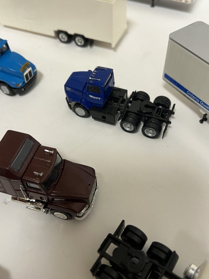 LOT of 7 HO SCALE SEMI TRAILERS and 8 Trucks 1:87 SCALE Lot #2 | eBay