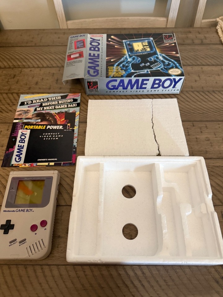 Nintendo Original Game Boy in Box | eBay