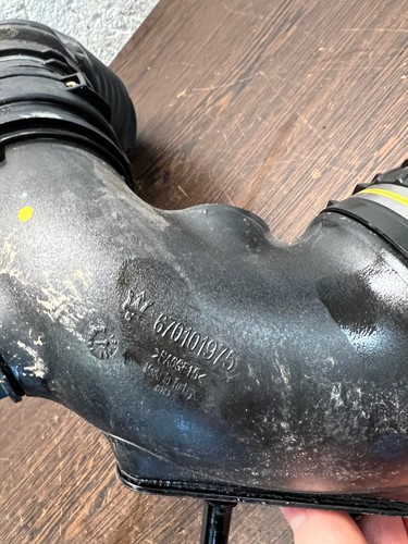 Ansaugschlauch Maserati Levante 3.0 V6 670031927 670101975 | eBay.de