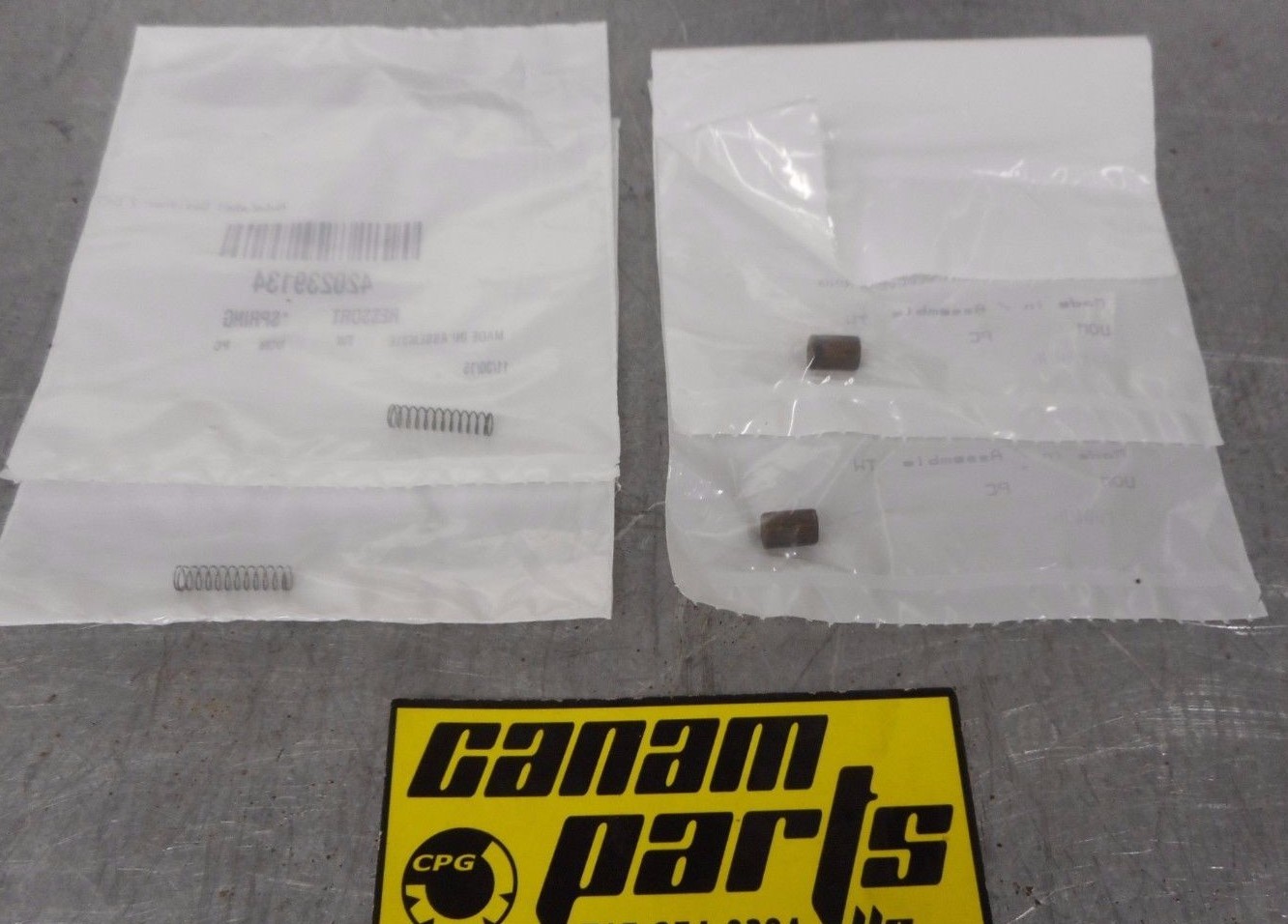 Can Am New OEM Sleeve Spring Set 420229577 x2 420239134 x2 Primary ...