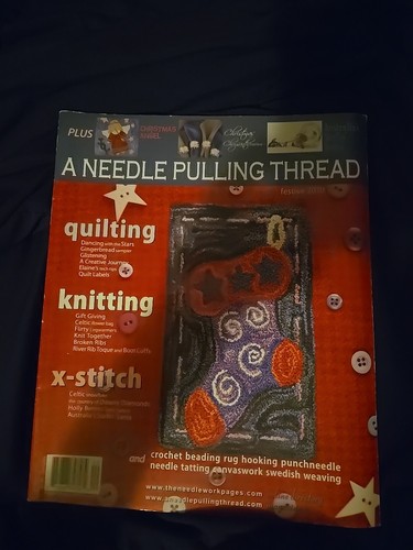 A Needle Pulling Thread Festive 2010 Issue Holidays Knit Quilt Cross Stitch Book | eBay