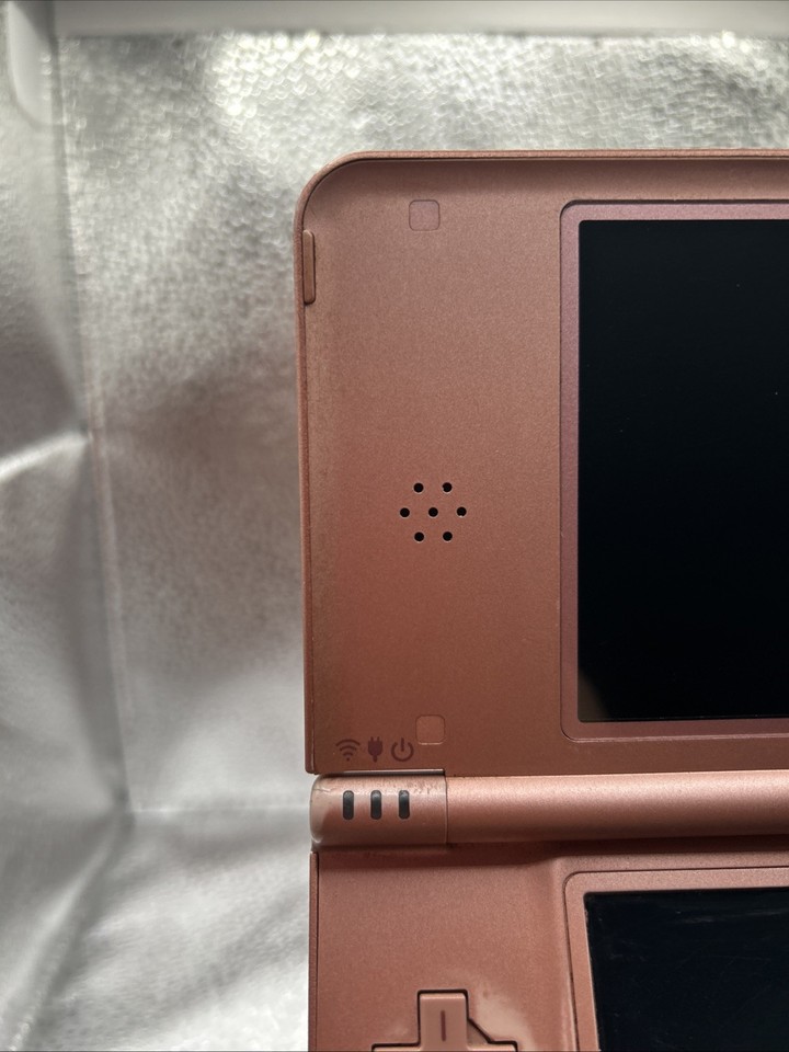 Nintendo DSi XL Metallic Rose Pink Handheld System Charger & Stylus ...