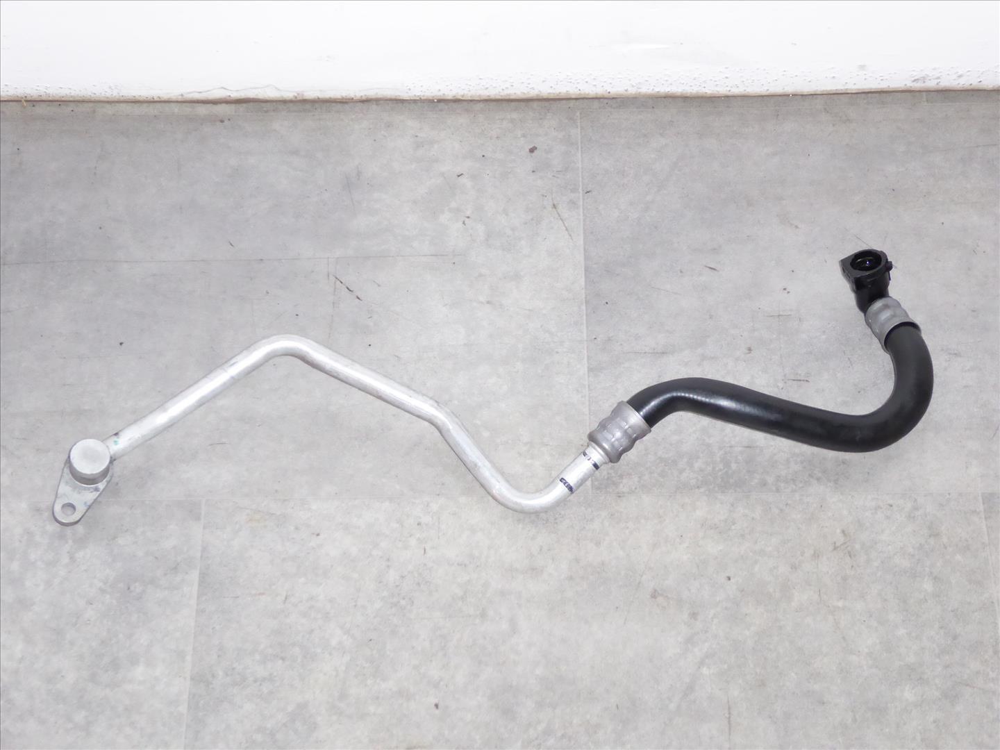 BMW F10 535I , Ölkühlerleitung Vorlauf, 17227635671 | eBay.de