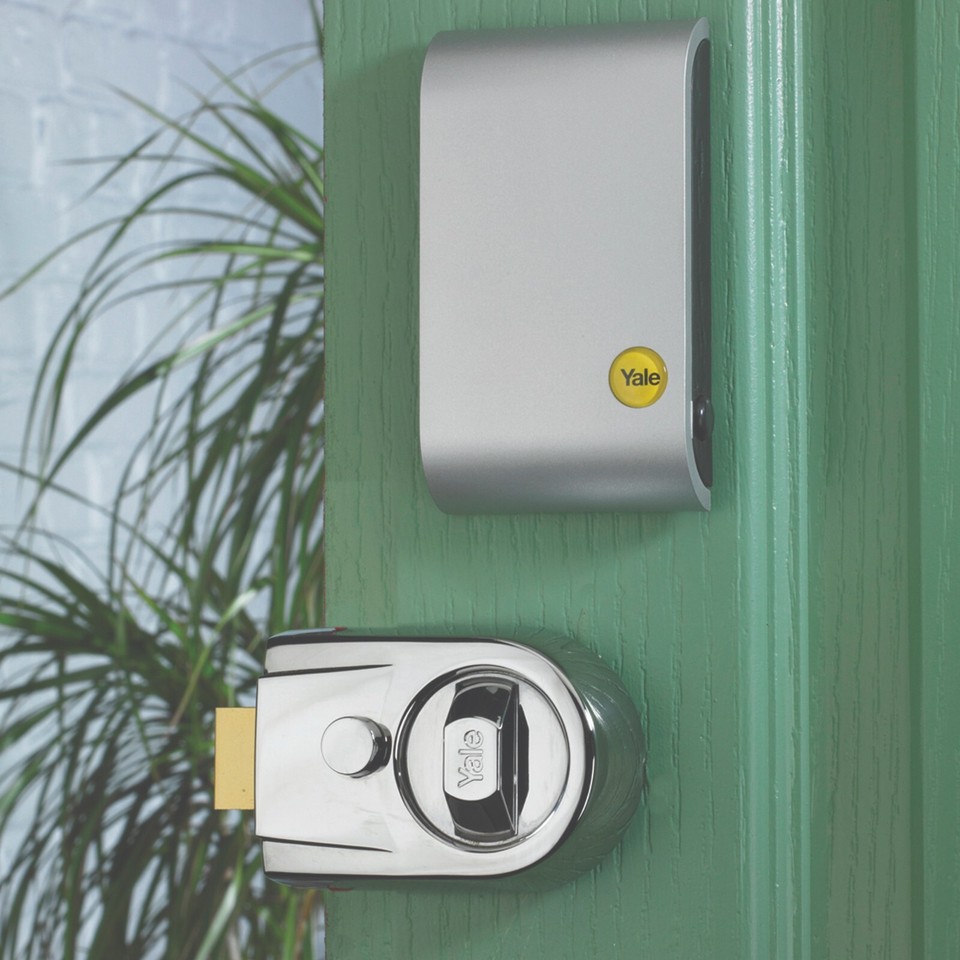 Yale Smart Keyless Connected Smart Door Lock YD-01-CON-BL - Refurbished ...