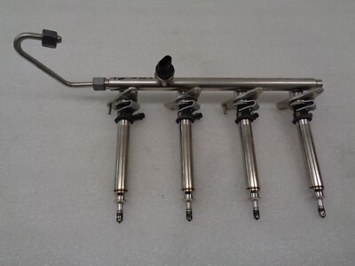 2019 Mercedes GLA250 X156 Fuel Rail w/ Injectors A2700701400 OEM ...
