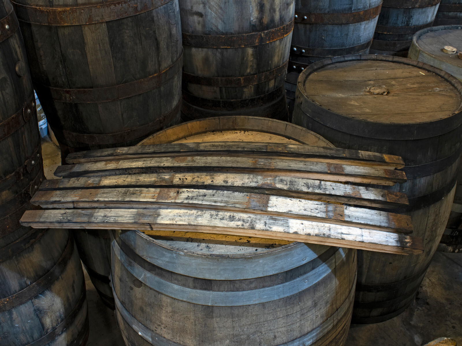 Whiskey Barrel Staves - Bourbon Barrel Staves - Barrel Parts | eBay