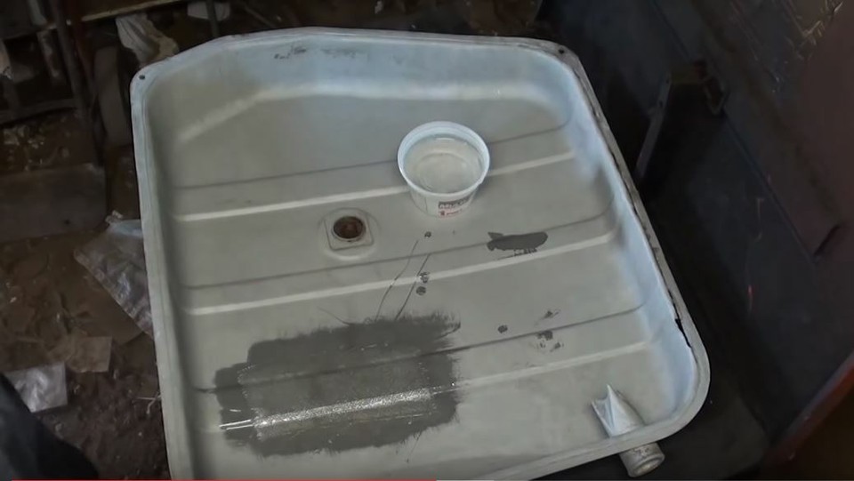 Thickened Gasoline Resistant Epoxy Coating Sealant Or Glue For Fuel ...