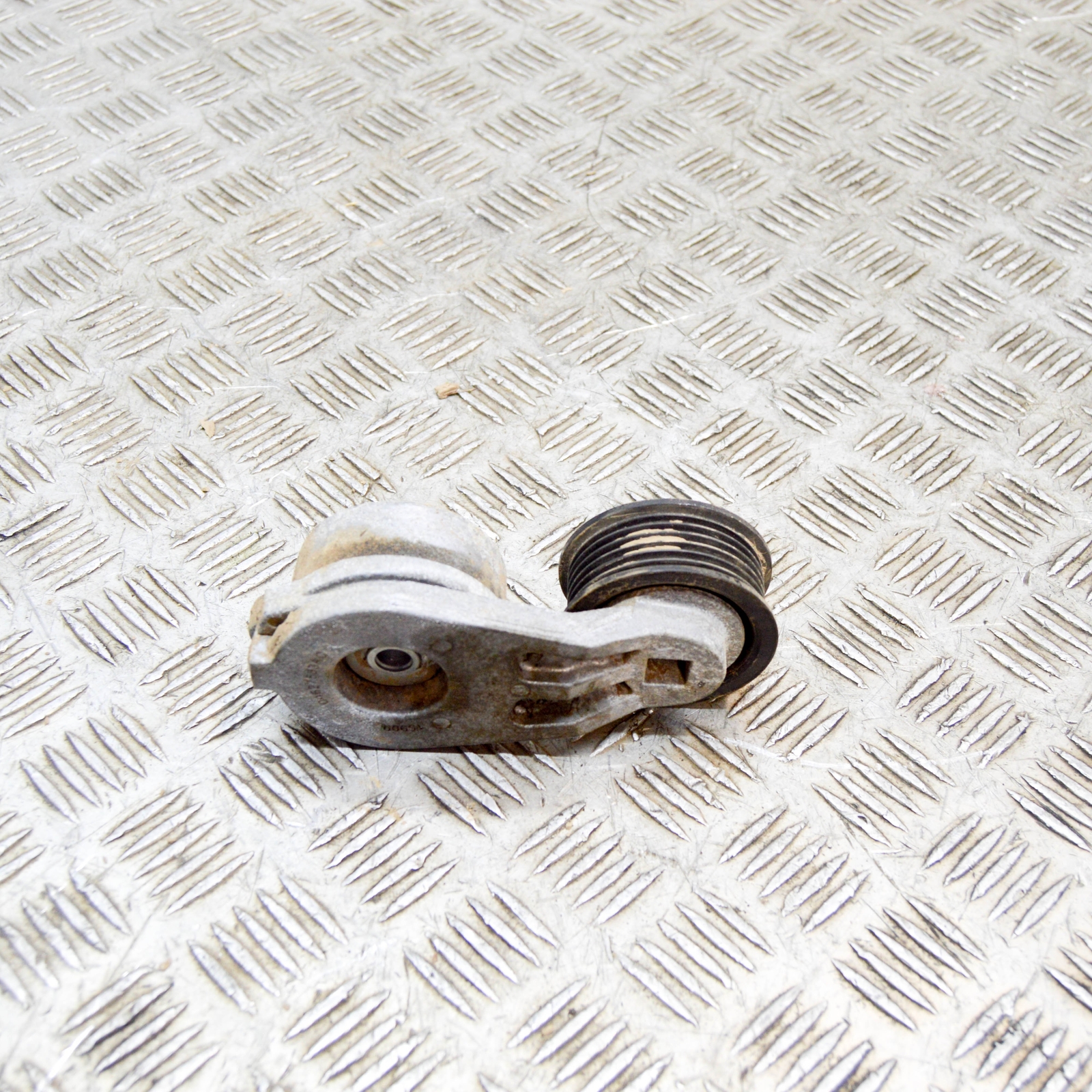 Tendeur de courroie CHRYSLER PACIFICA 04627533AC 3.6 Essence 214kw 2019 ...