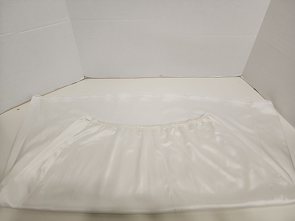 White Vanity Fair Half Slip Nylon Large 26" Free Ship | eBay