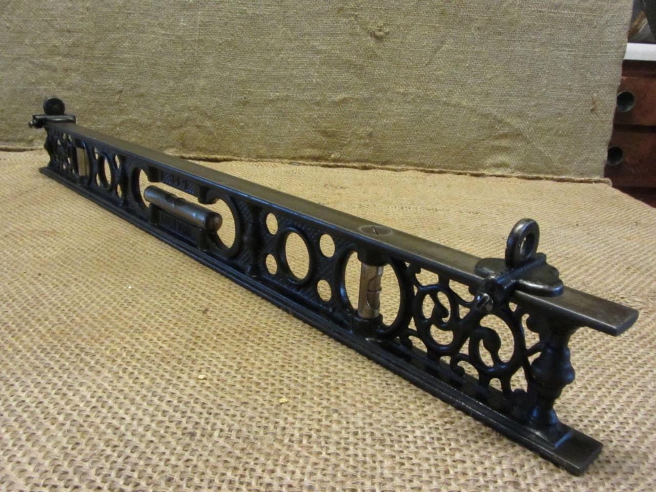 Davis Cast Iron Levels