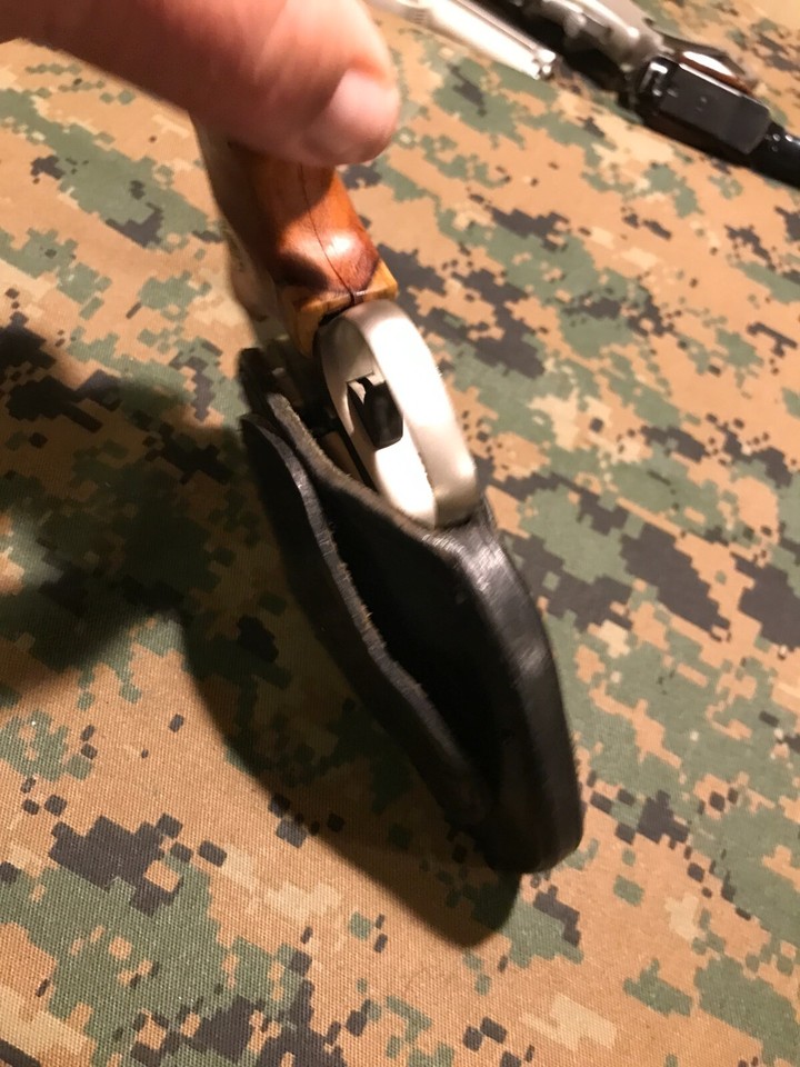 Safariland RH Holster for S&W 2" J Frame | eBay