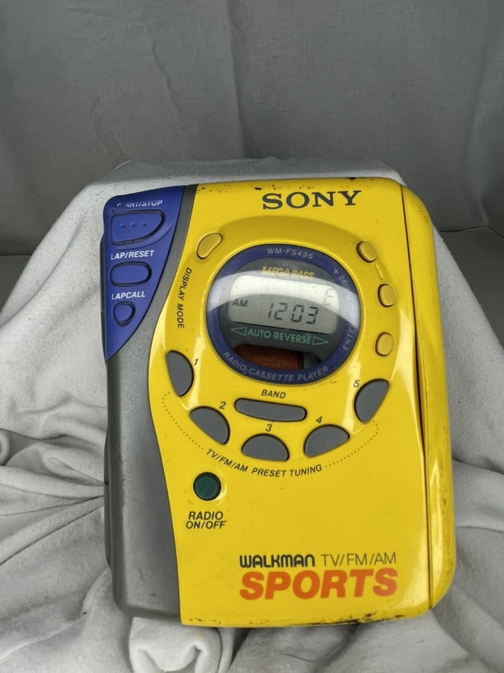 Vintage Sony Walkman TV/fm/am/Cassette Sports WM-FS495 Works 1990s | eBay