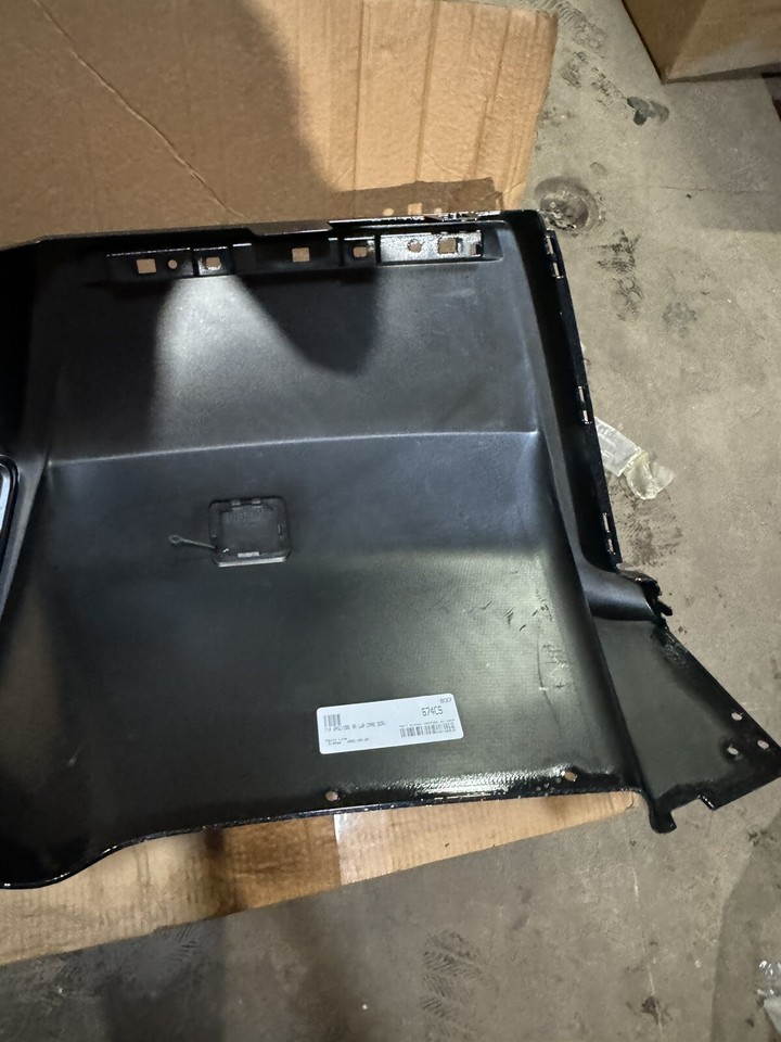 2014-2018 Chevrolet Corvette Rear Bumper Lower Cover GM OEM 84139443 ...