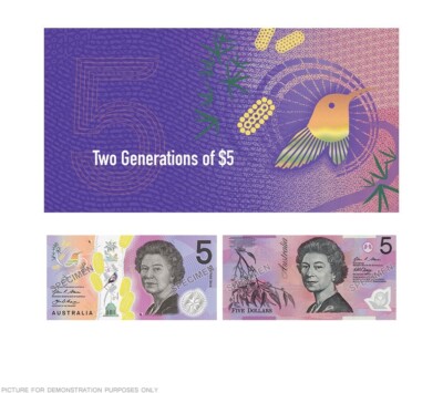 Australia Two Generations RBA $5 Banknote Folder With Queen Elizabeth ...