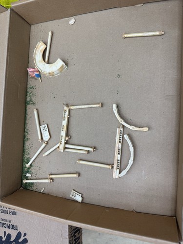 The WHITE HOUSE VINTAGE Plastic Model. Marx 1960s! 1/48 Scale Parts Lot ...