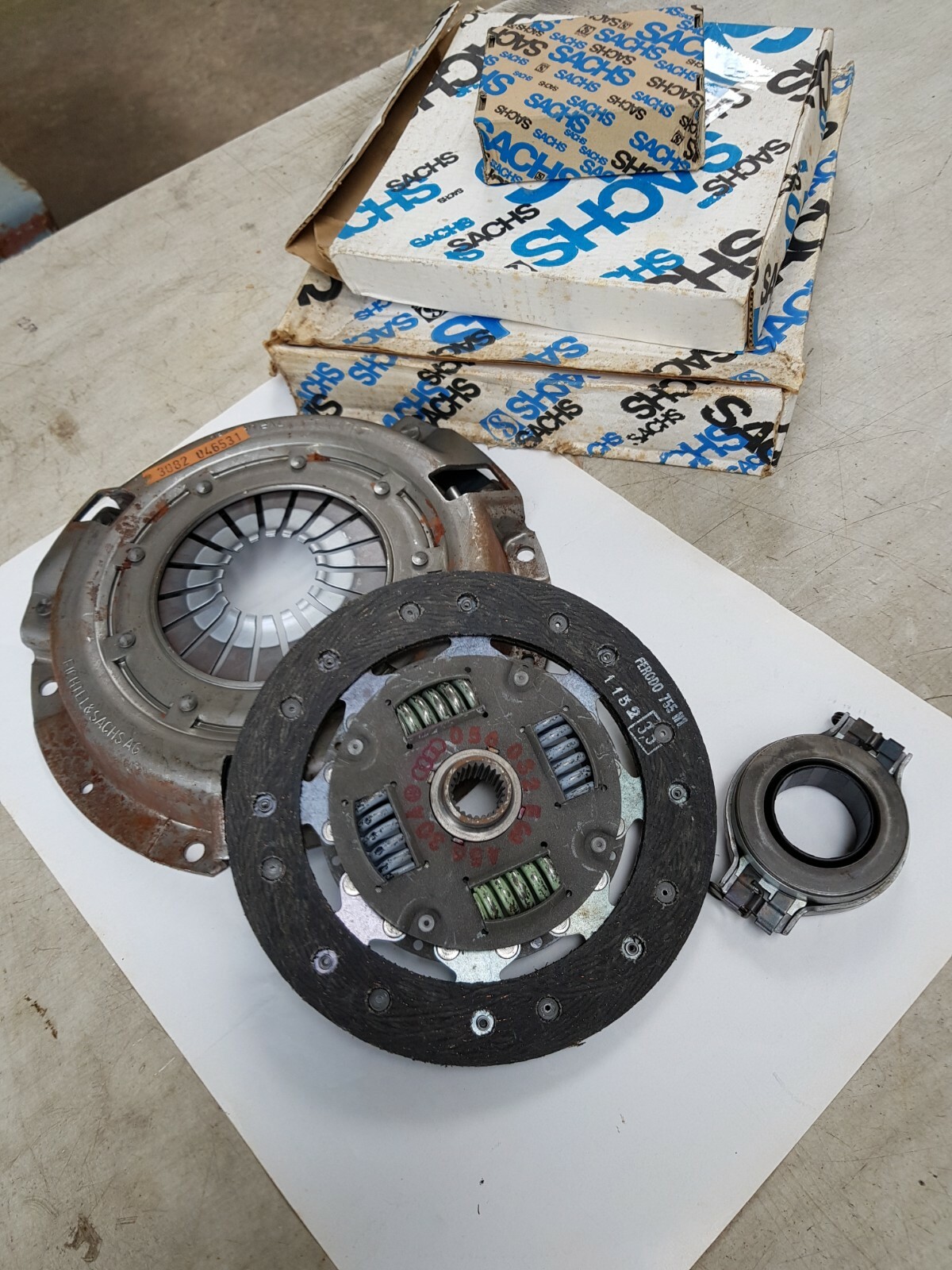 VW CLUTCH KIT PASSAT / AUDI 80 B1, B2, 4 Cyl. Dia.190mm from 1972 some ...