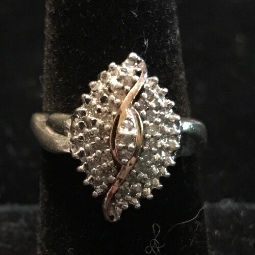 Sterling Silver Ring With Glass Stones In Oval Shape (sz: 8/wt: 6.33g ...