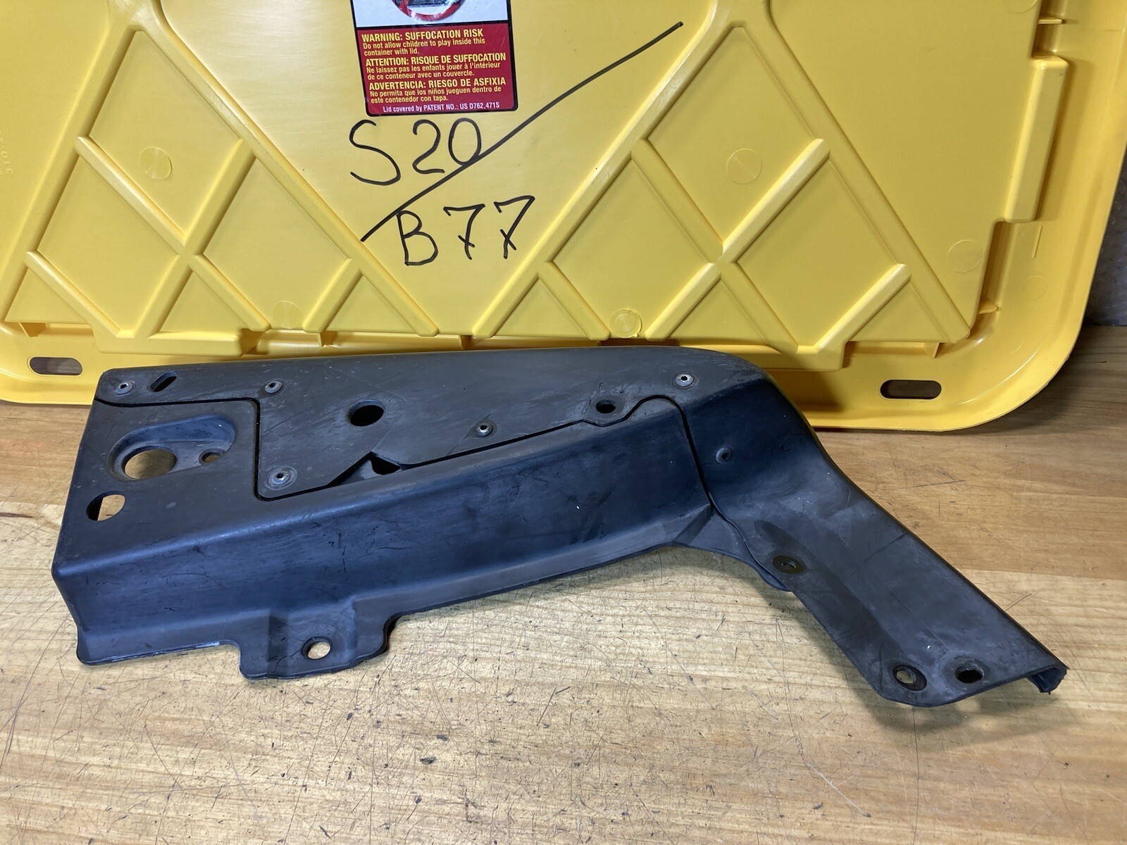 2004-2009 Toyota Prius Rear Bumper Driver LH Valance Trim 76088-47010 ...