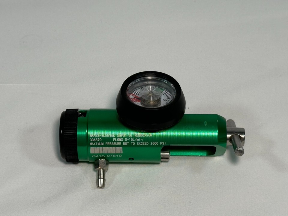 Ever Ready First Aid Oxygen Regulator CGA-870 Gauge Flow Rate NO O2 KEY ...