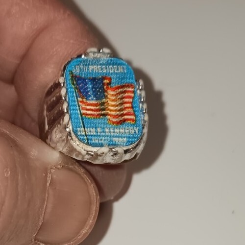Cracker Jack Box Prize John F Kennedy 35th President Ring JFK/FLAG | eBay