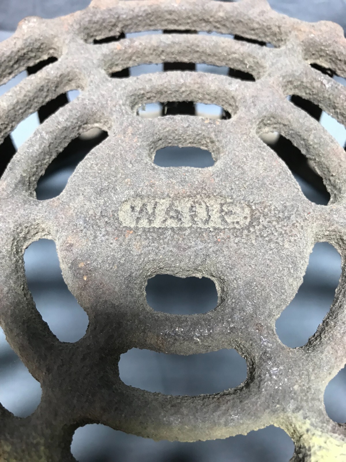 Vintage 11" diameter Cast Iron WADE Roof Grate Grill Vent Cover Old 50 ...