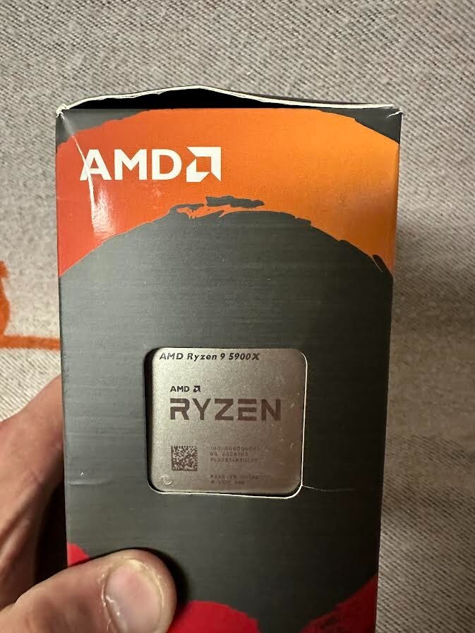 AMD Ryzen 9 5900X Desktop Processor (Sealed)