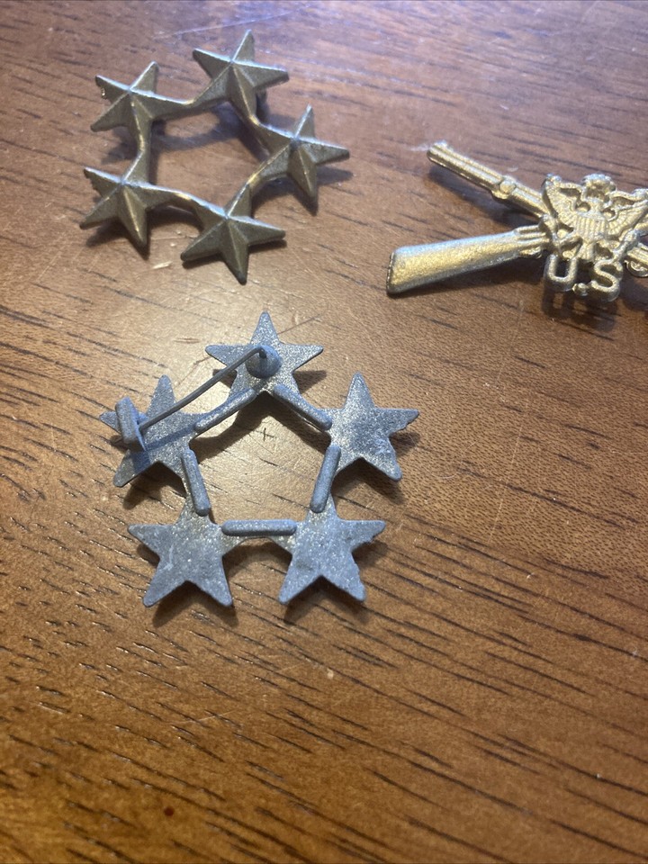 Vintage US Army Pins Rifles 5 Star General Pins Costume Kids Toys 1950s ...