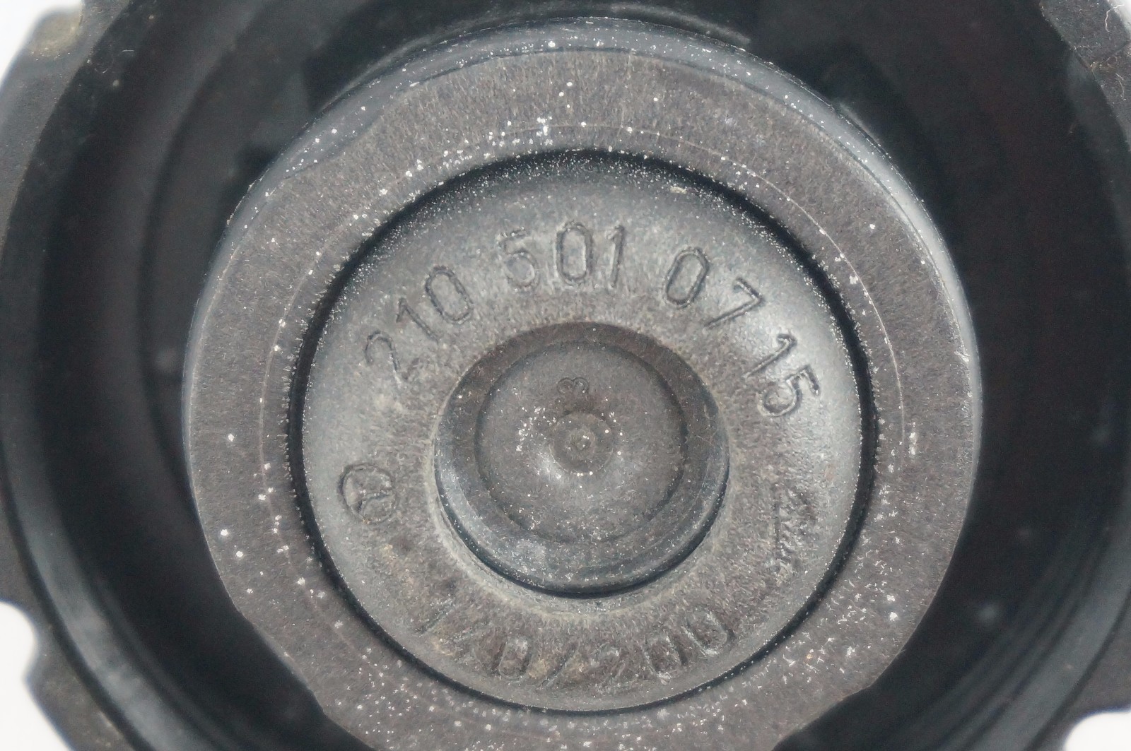Mercedes W203 W211 W219 Radiator Coolant Reservoir Reserve Tank Cap ...