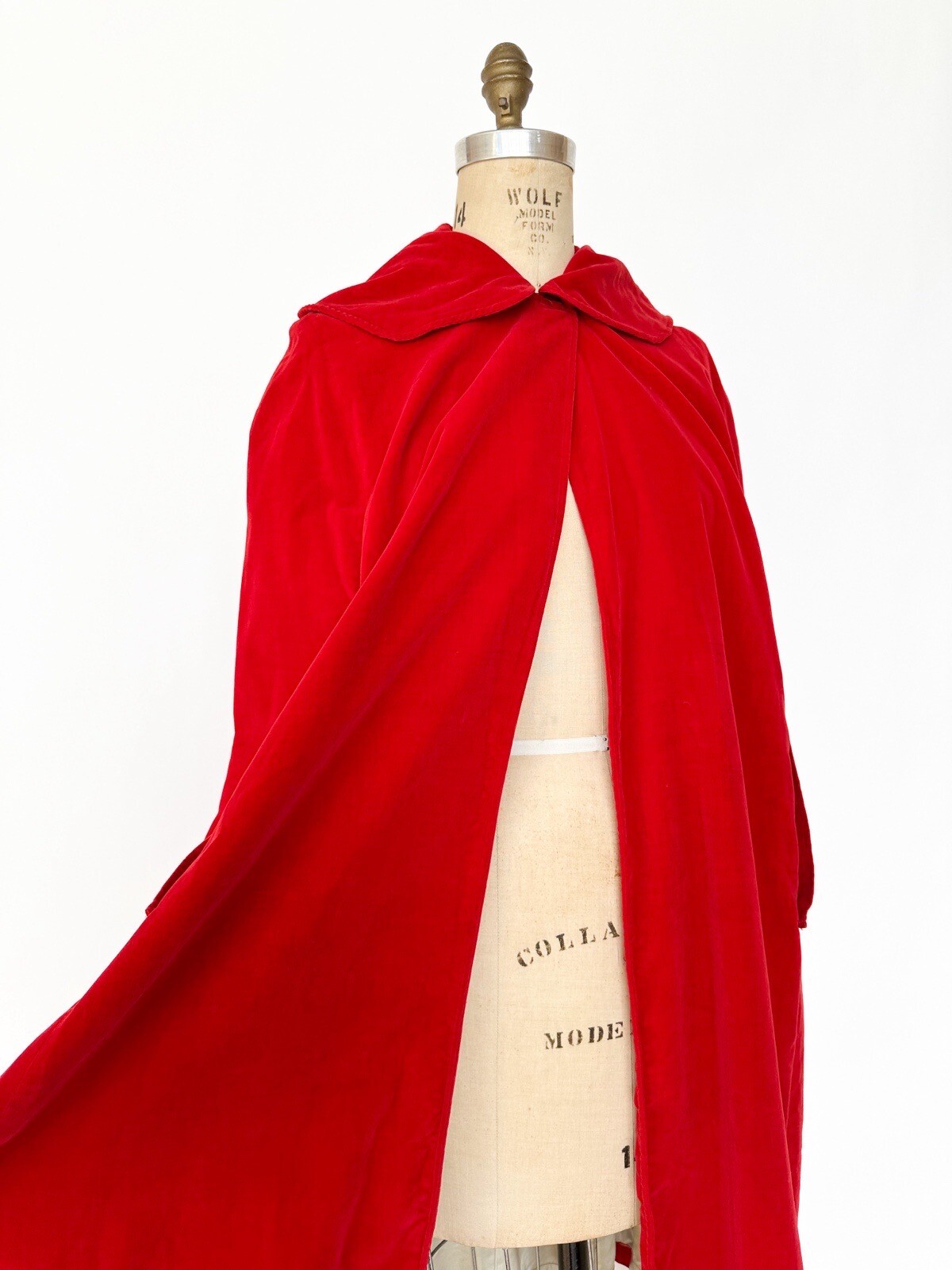 Vintage 1940s 50s Red Velvet Hooded Long Cape Riding … - Gem