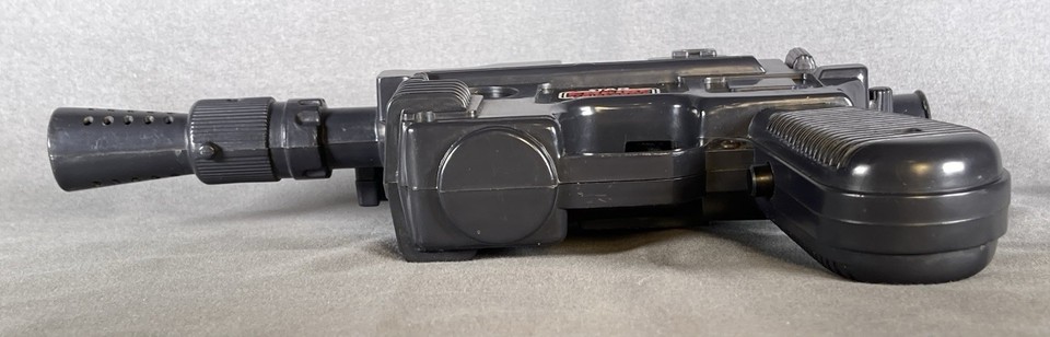 Han Solo DL-44 🔵🟡🔴⚫️🌑 Laser Pistol Blaster | Star Wars | 1980 ESB ...