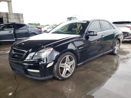 2013 W204 MERCEDES C63 AMG Engine Oil Cooler Radiator With Bracket ...