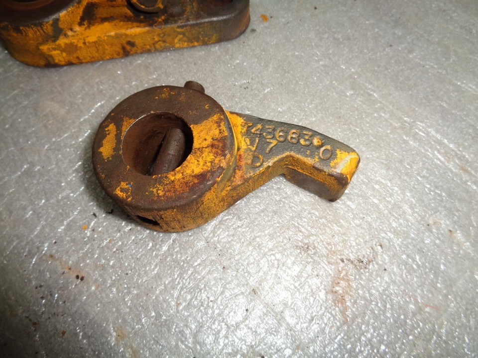 JOHN DEERE 350C CRAWLER / DOZER. L.S. STEERING LINKAGE. BRAKE LEVER ...