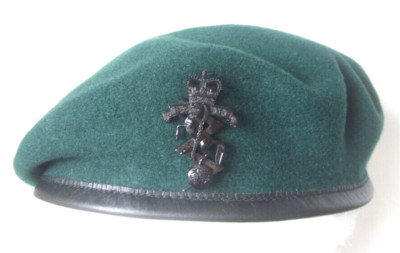 REME COMMANDO BERET & BLACK BRASS CAP BADGE 29 CDO RA 59 CDO RE CLR | eBay