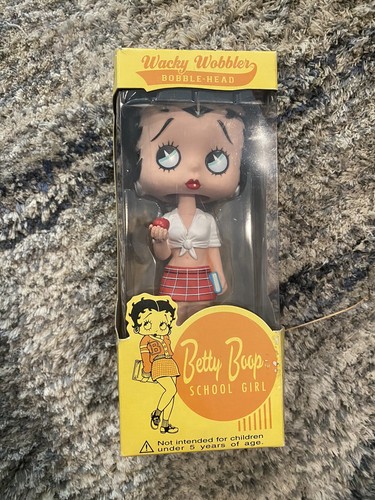 BETTY BOOP - SCHOOL GIRL, BOBBLE HEAD PLASTIC STATUE, [ FUNKO WACKY ...