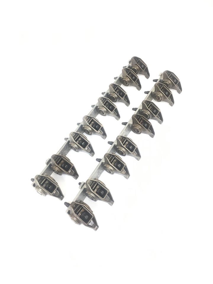 GM LS1 Gen III 5.7L Cylinder Head 241 Assembly w/ Rocker Arms OEM Set ...