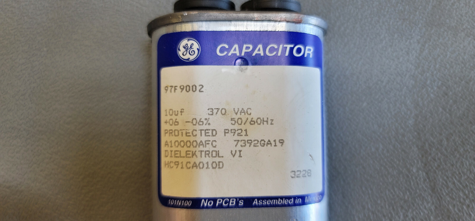 GE Genteq 97F9002 Furnace Capacitor Oval 10uf HC91CA010D D137452P07 | eBay